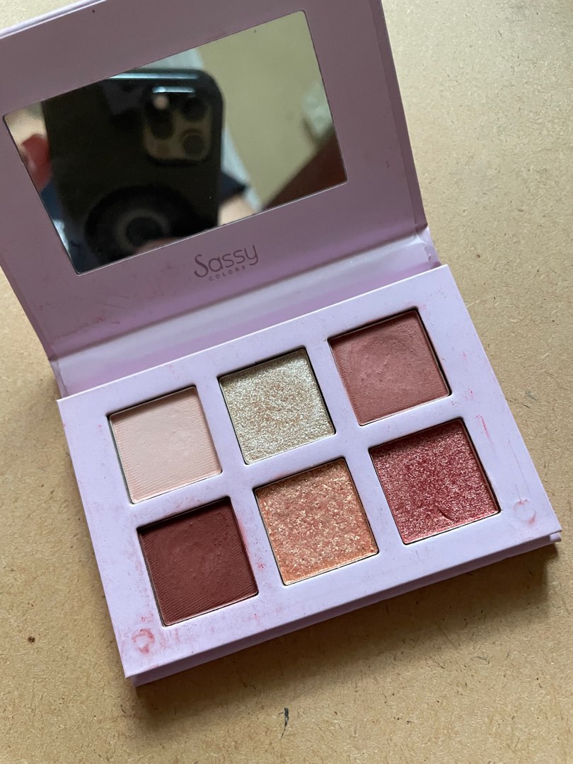Sassy Glam Up Eyeshadow Palette, Beauty & Personal Care, Face, Makeup ...