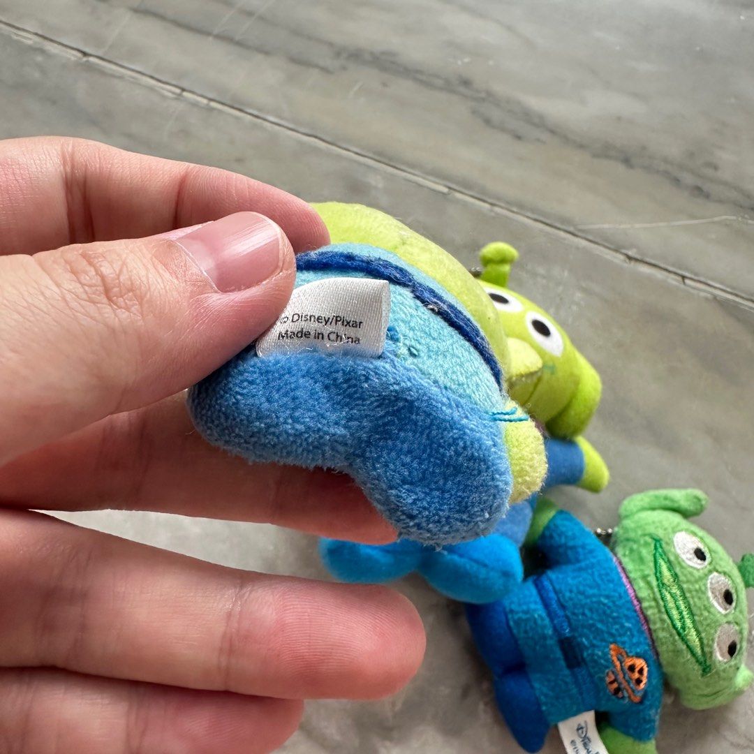 SATUAN baca deskripsi - Boneka toy story alien mata tiga 100% original ...