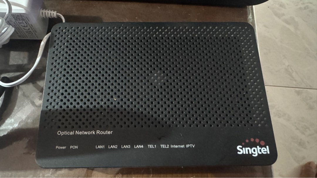 Singtel Optical Network Router and Mesh Extender, Computers & Tech ...