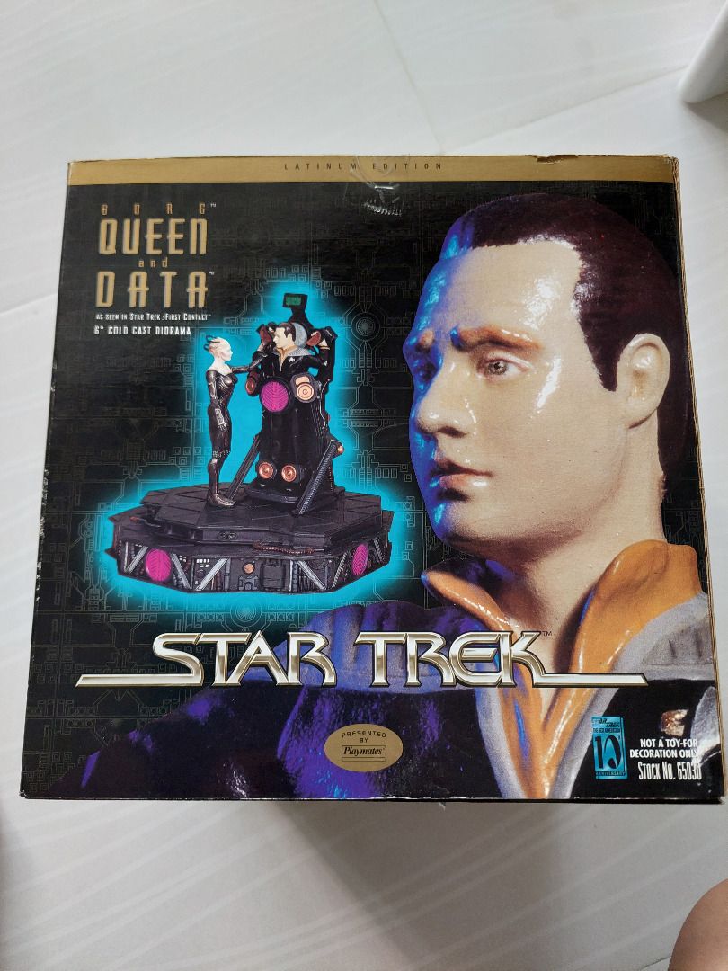 Star Trek Next Generation Borg Cube Ship / Borg Queen & Data Diorama ...
