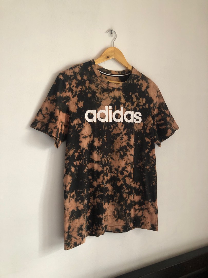ADIDAS SPELL OUT LOGO BLACK BLEACH TSHIRT, Men's Fashion, Tops & Sets ...