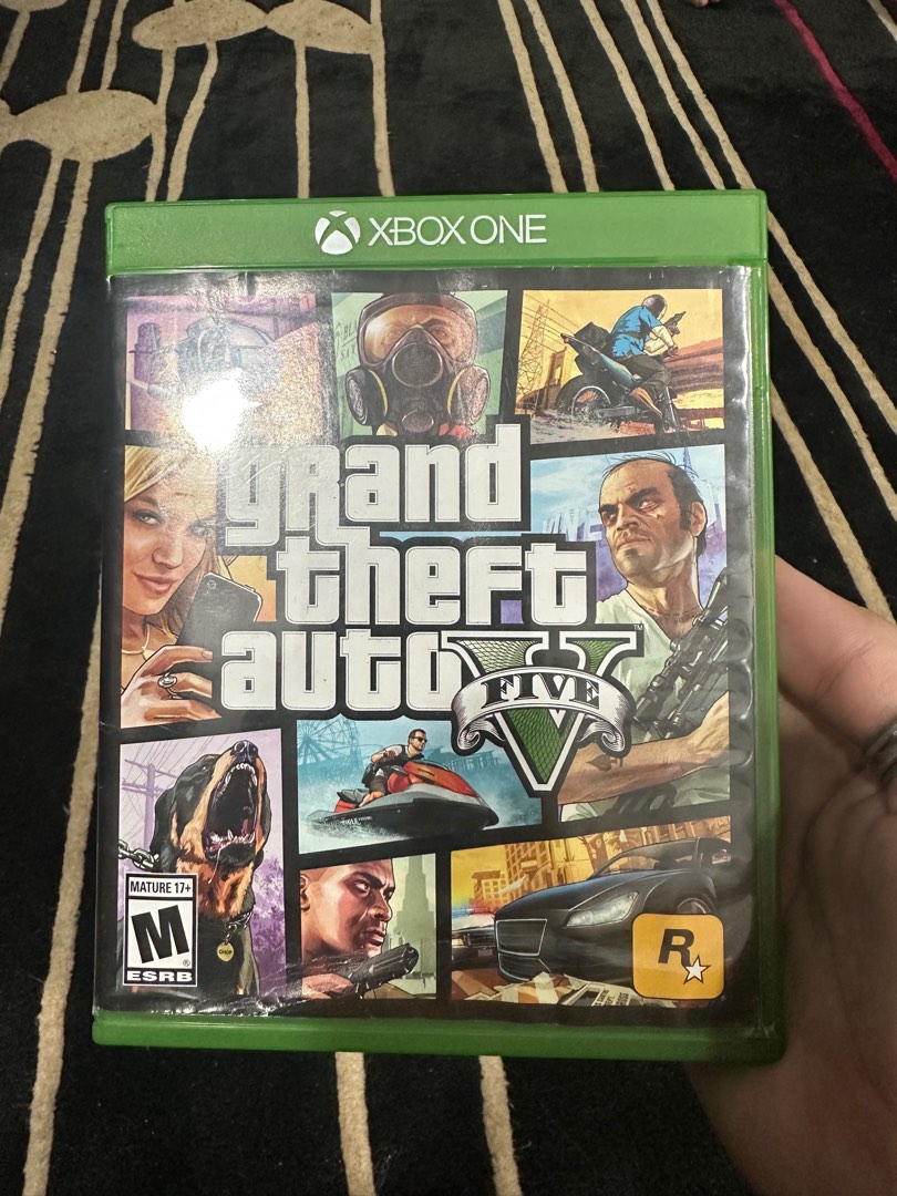GTA 5 - Xbox One CD + Physical Map, Hobbies & Toys, Music & Media, CDs ...