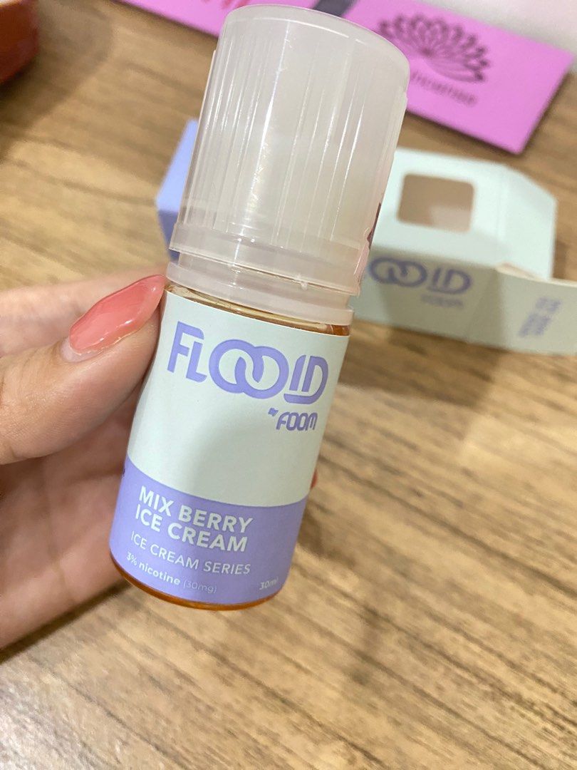Liquid Foom flooid mix berry ice cream, Elektronik, Lainnya di Carousell