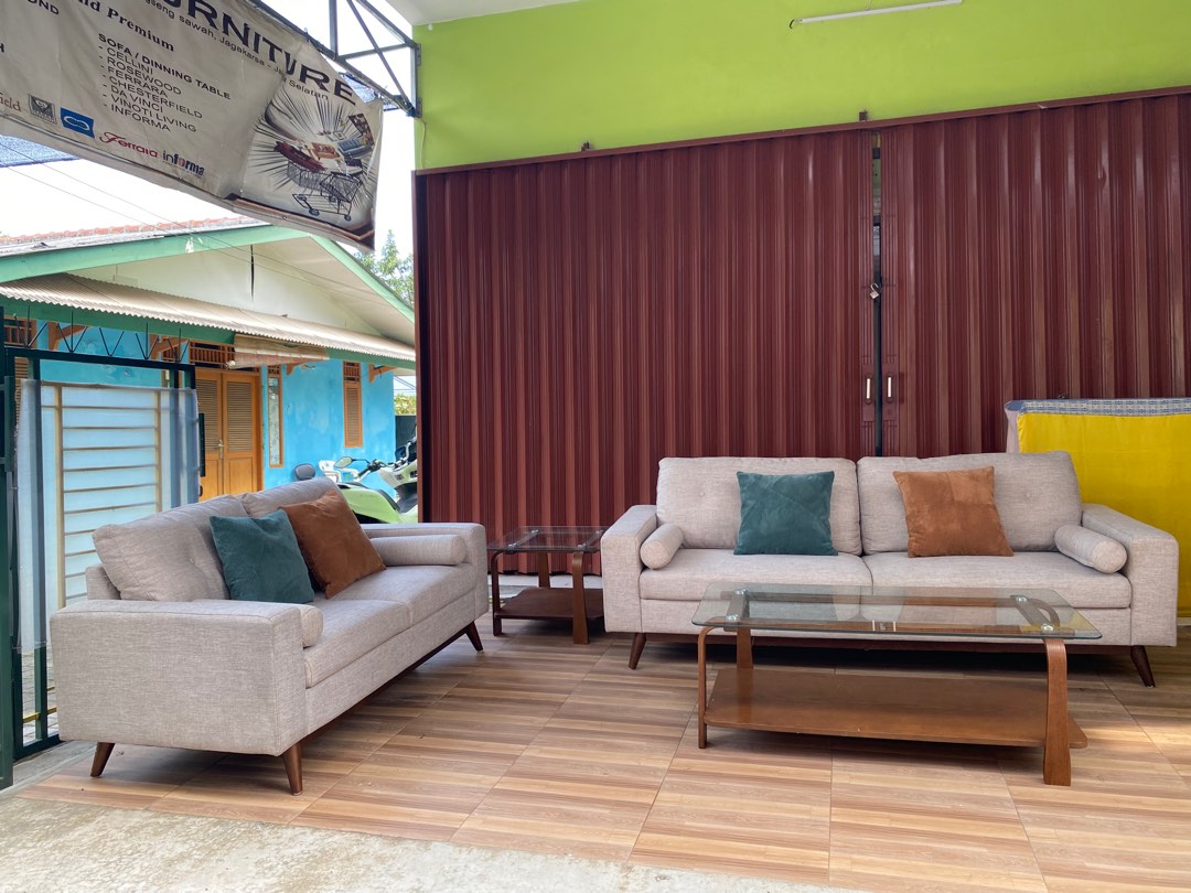 SOFA INFORMA ASHLEY 3-2 seater ex display second LIKE NEW, Perabotan ...