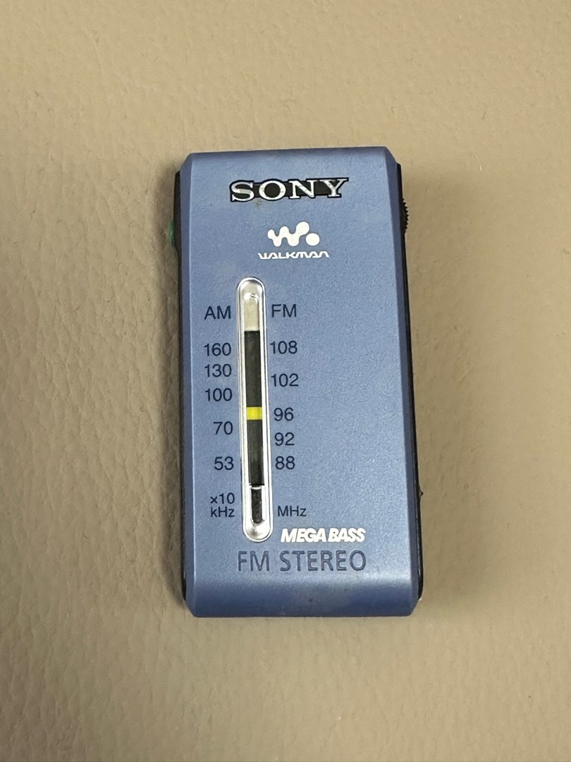 Sony SRF-S84 DSE收音機, 音響器材, 其他音響配件及設備 - Carousell