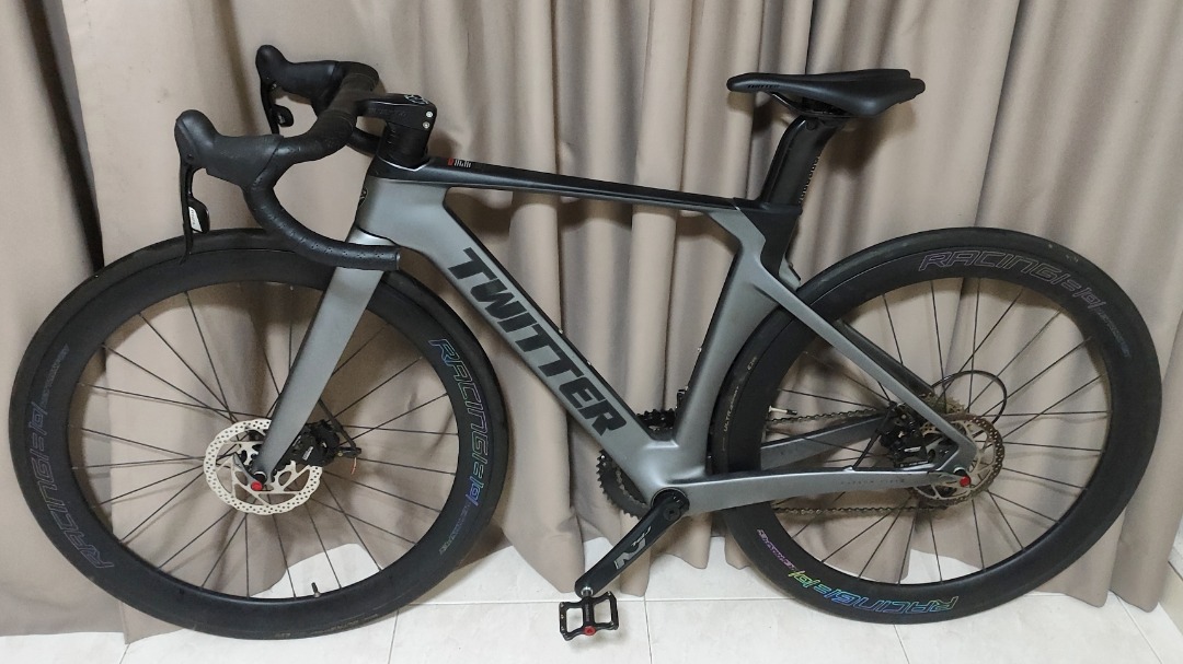 Twitter R10 Carbon Fiber Road Bike Xs with carbon wheel set , Sports ...