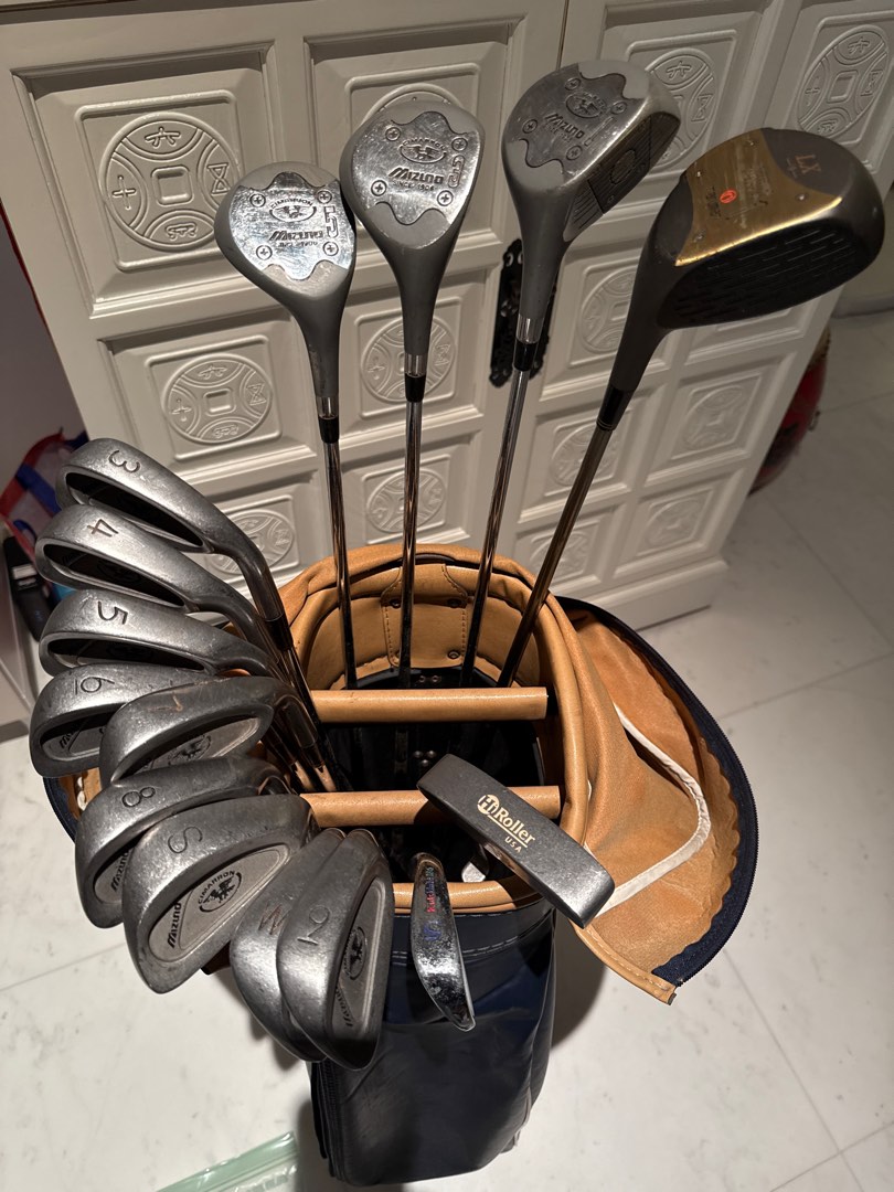 Vintage Golf Club Set with Accessories, Sports Equipment, Sports ...