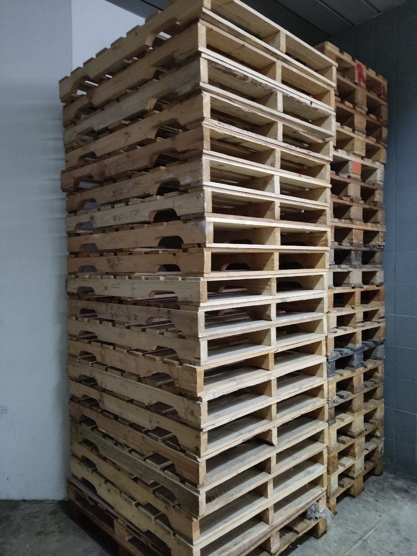 Wooden pallets per piece price., Everything Else on Carousell