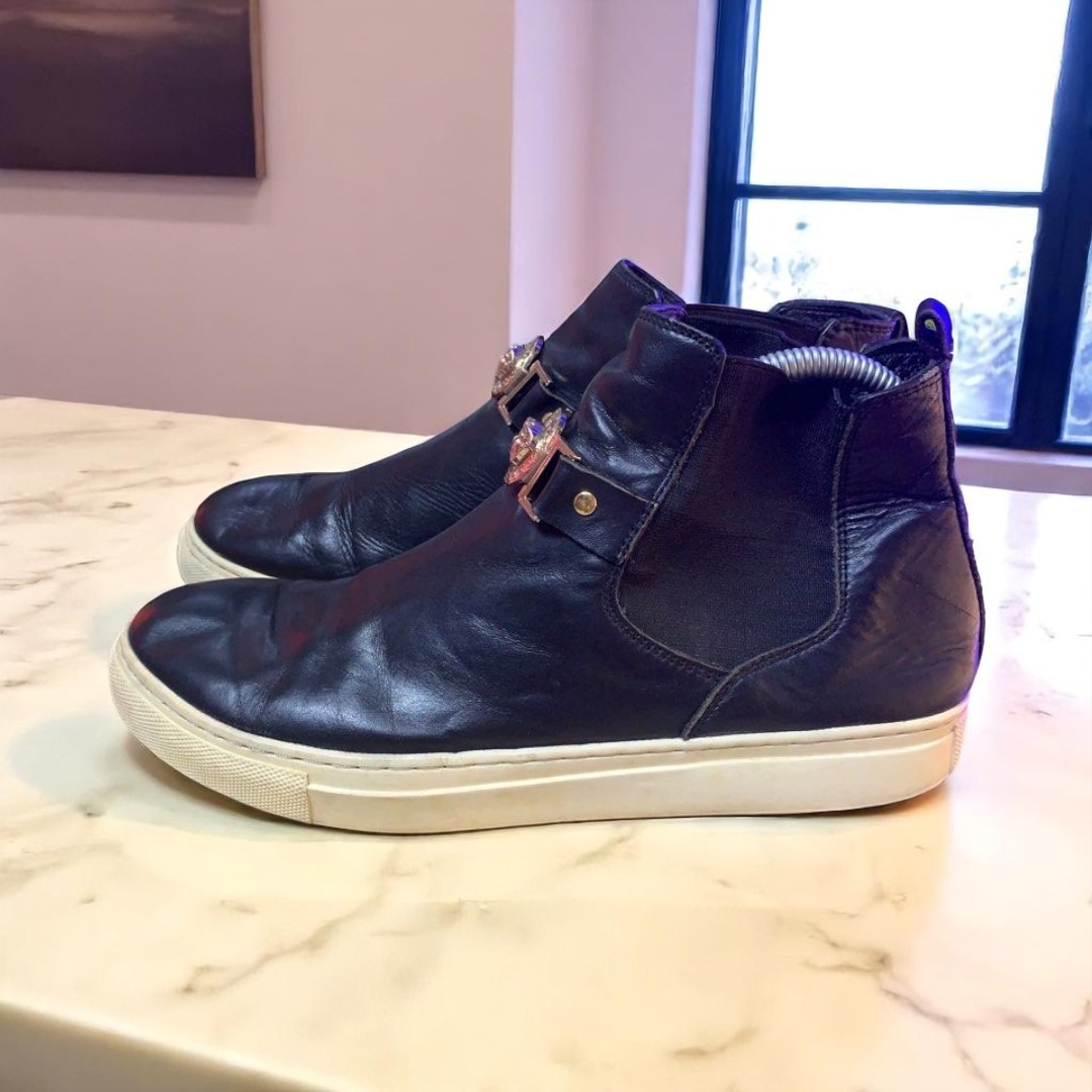 [42] VERSACE MEDUSA BLACK SNEAKERS LEATHER [A8-199] - (SEPATU / SHOES ...