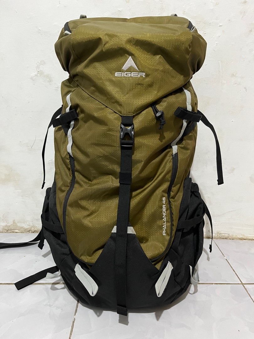 Carrier eiger 45L, Fesyen Pria, Tas & Dompet , Ransel di Carousell