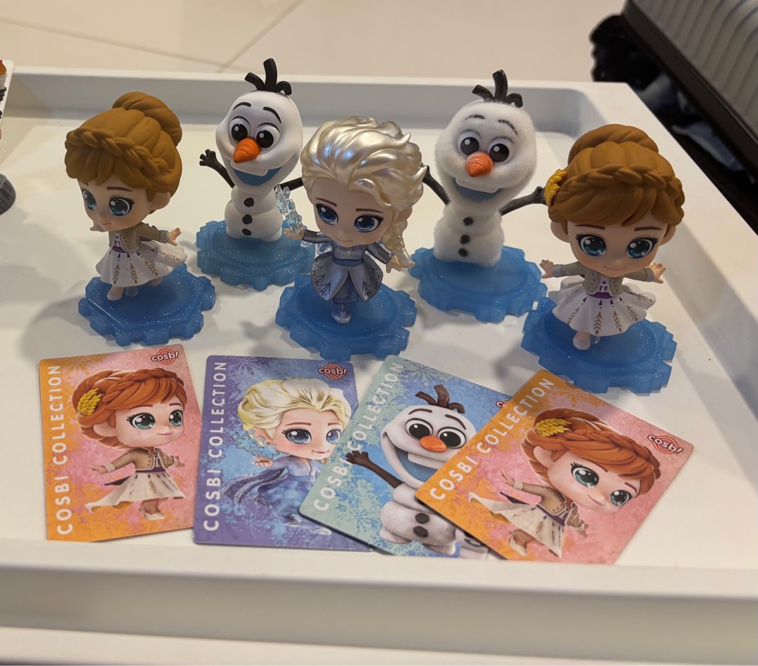 Frozen mystery box Collection Figurines, Hobbies & Toys, Toys & Games ...