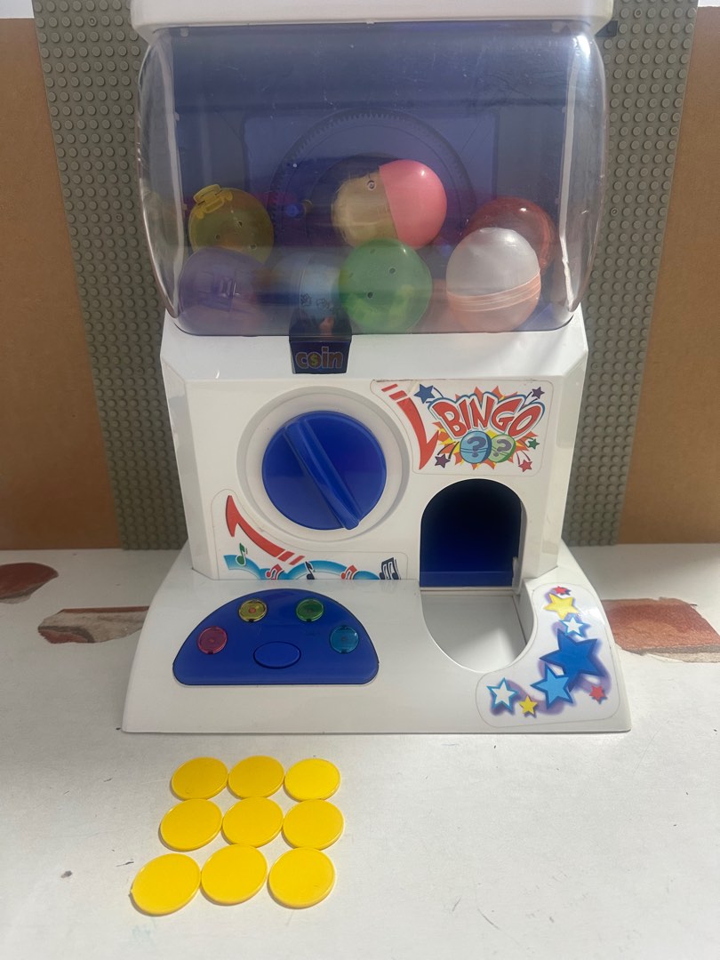Gashapon Capsule Machine, Hobbies & Toys, Toys & Games on Carousell