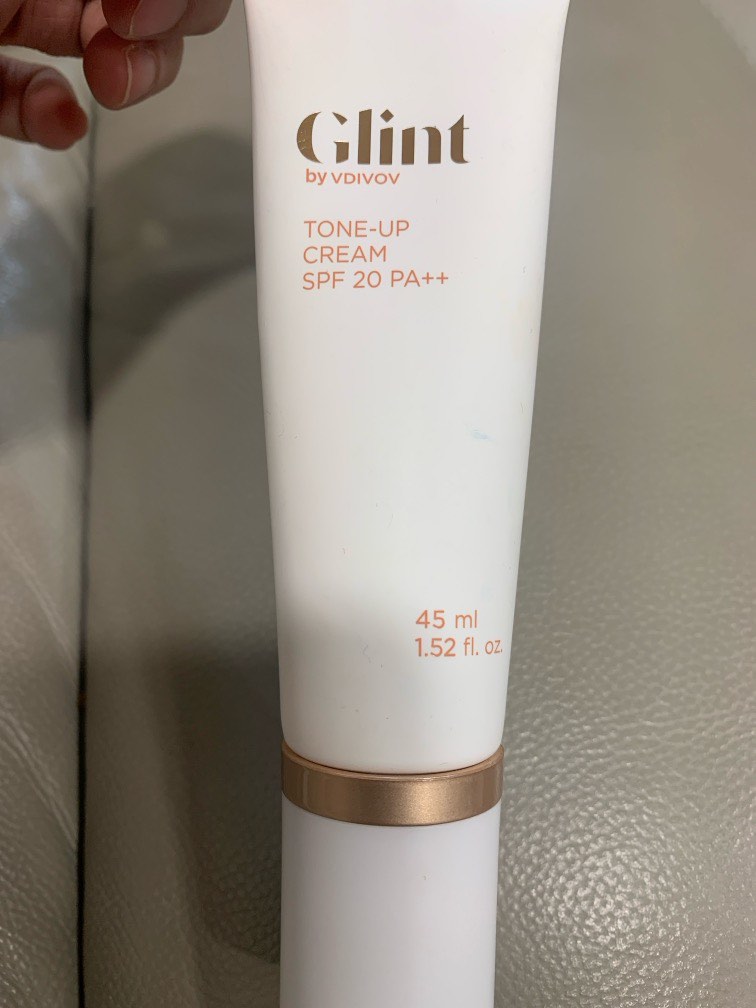 Glint Tone Up Cream SPF 20, 美容＆個人護理, 健康及美容 - 皮膚護理, 面部 - 面部護理 - Carousell