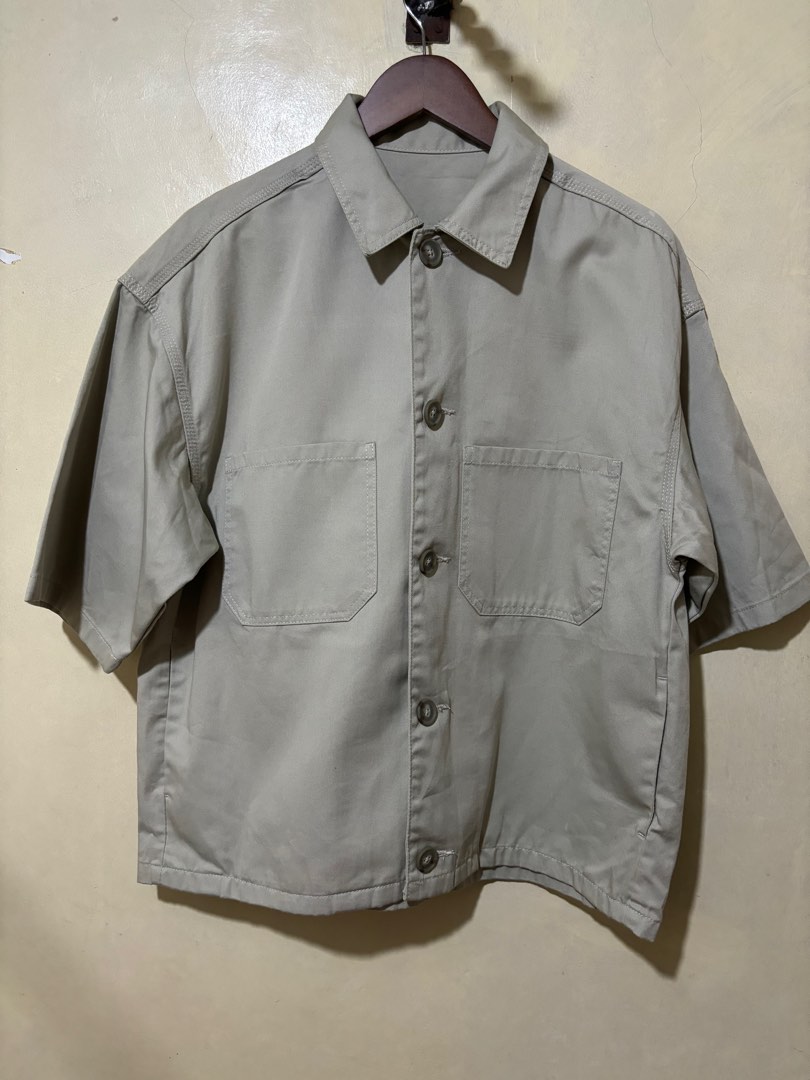 Gu chef polo, Men's Fashion, Coats, Jackets and Outerwear on Carousell