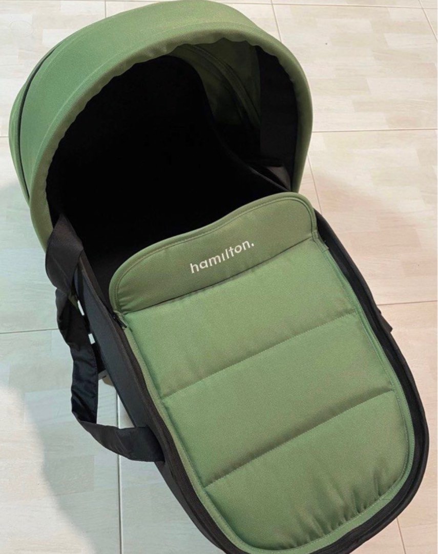 Hamilton Stroller Bassinet - Green, Babies & Kids, Going Out, Strollers ...