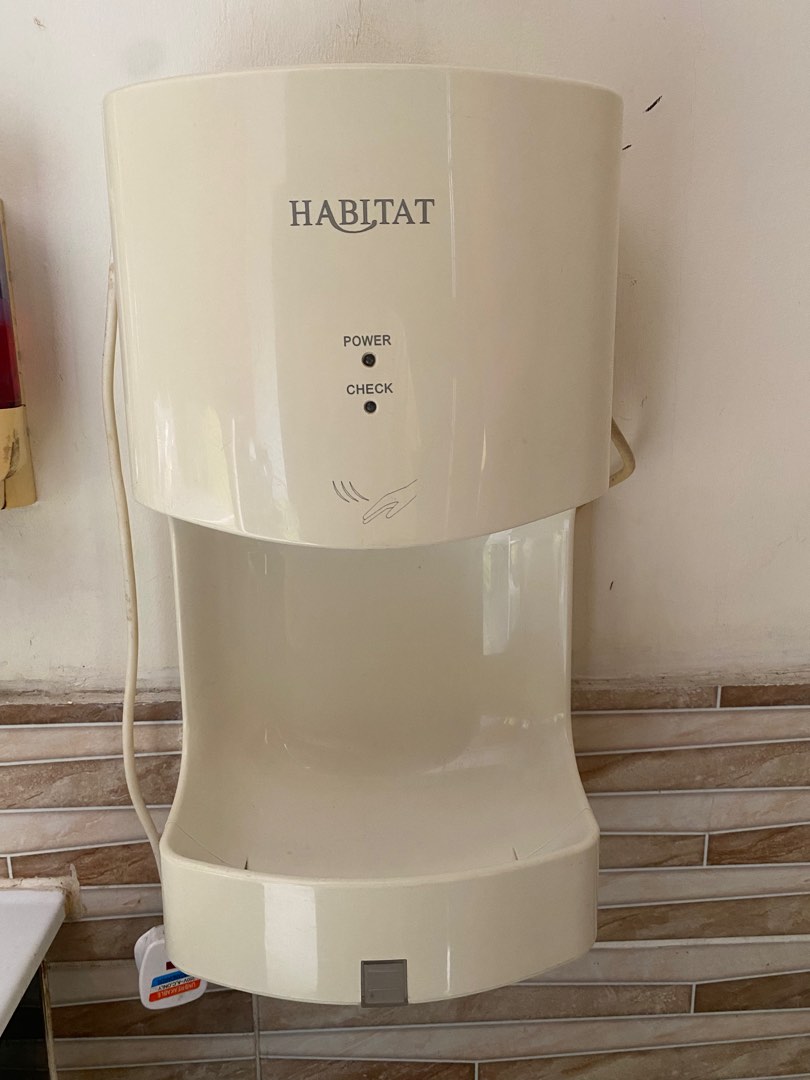 Hand Dryer merk Habitat, Perabotan Rumah di Carousell
