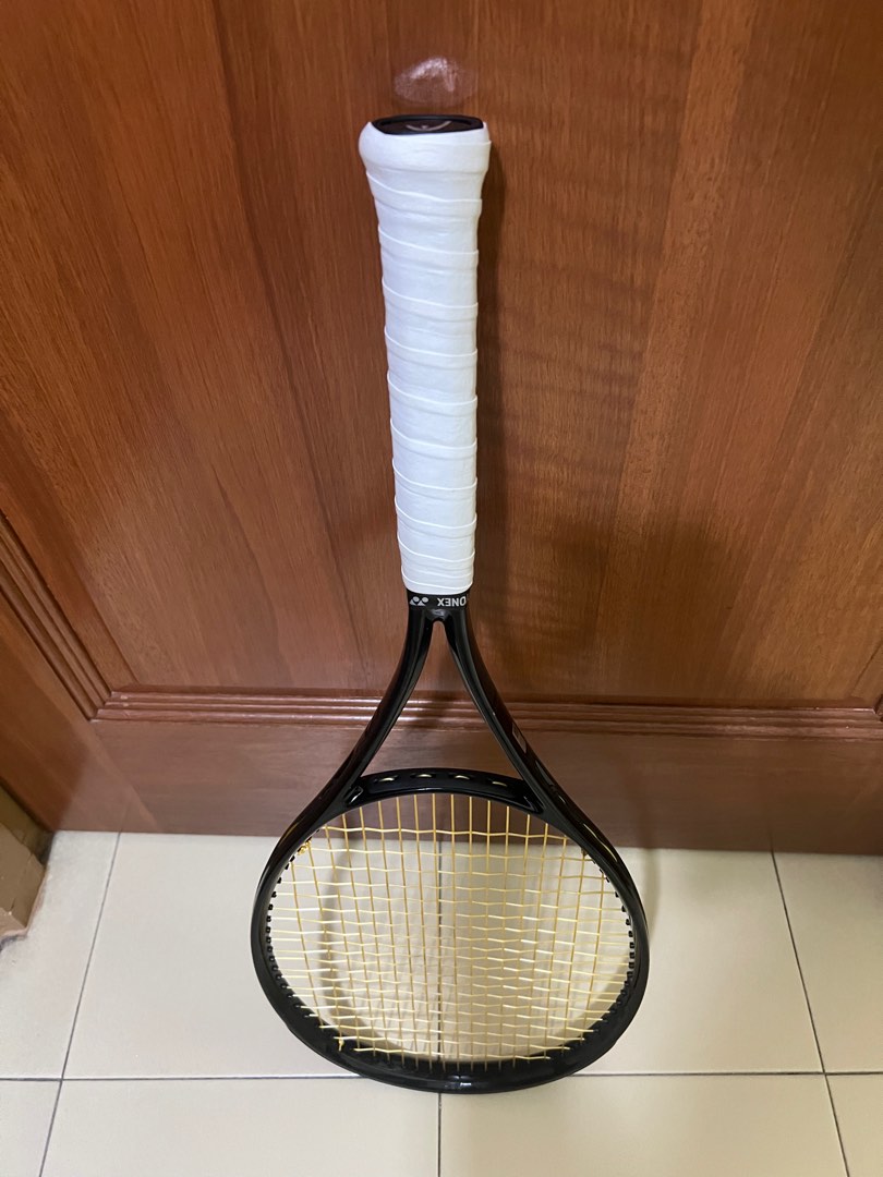 Head Speed Pro Legend Racket Tennis Racket, Sports Equipment, Sports ...