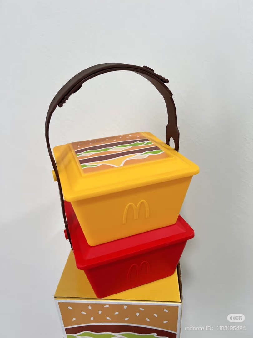 Limited edition Mekdi MCD lunch box, Hobbies & Toys, Collectibles ...