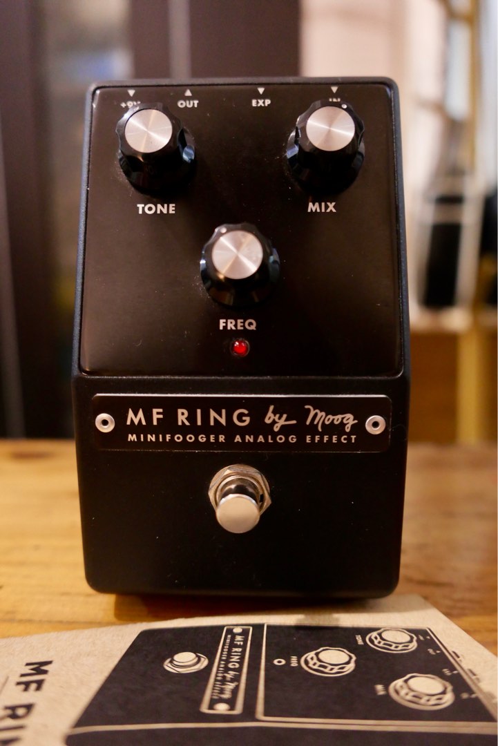 Moog Minifooger MF Ring Mod Guitar Pedal, Hobbies & Toys, Music & Media ...