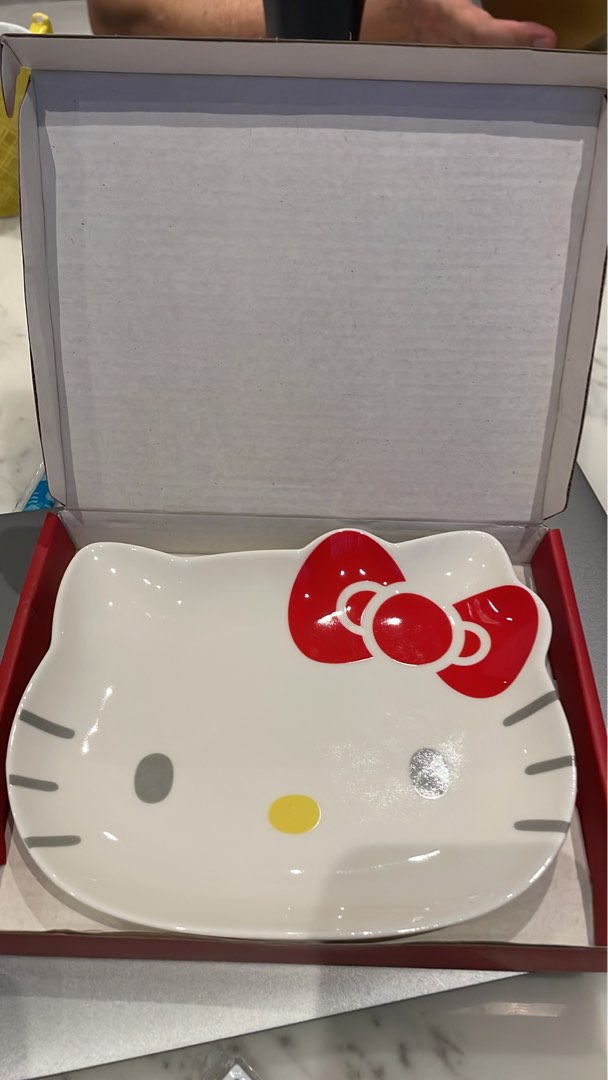 Sanrio Hello Kitty Ceramic Plate, Furniture & Home Living, Kitchenware ...