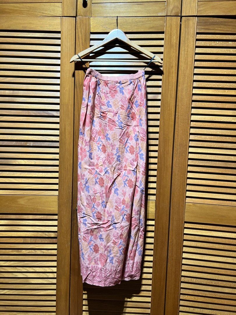 Sireh Pinang Kurung, Women's Fashion, Muslimah Fashion, Baju Kurung ...