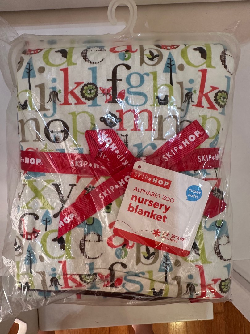 Skip Hop Alphabet Zoo Nursery Blanket - Brand New, Babies & Kids, Baby ...