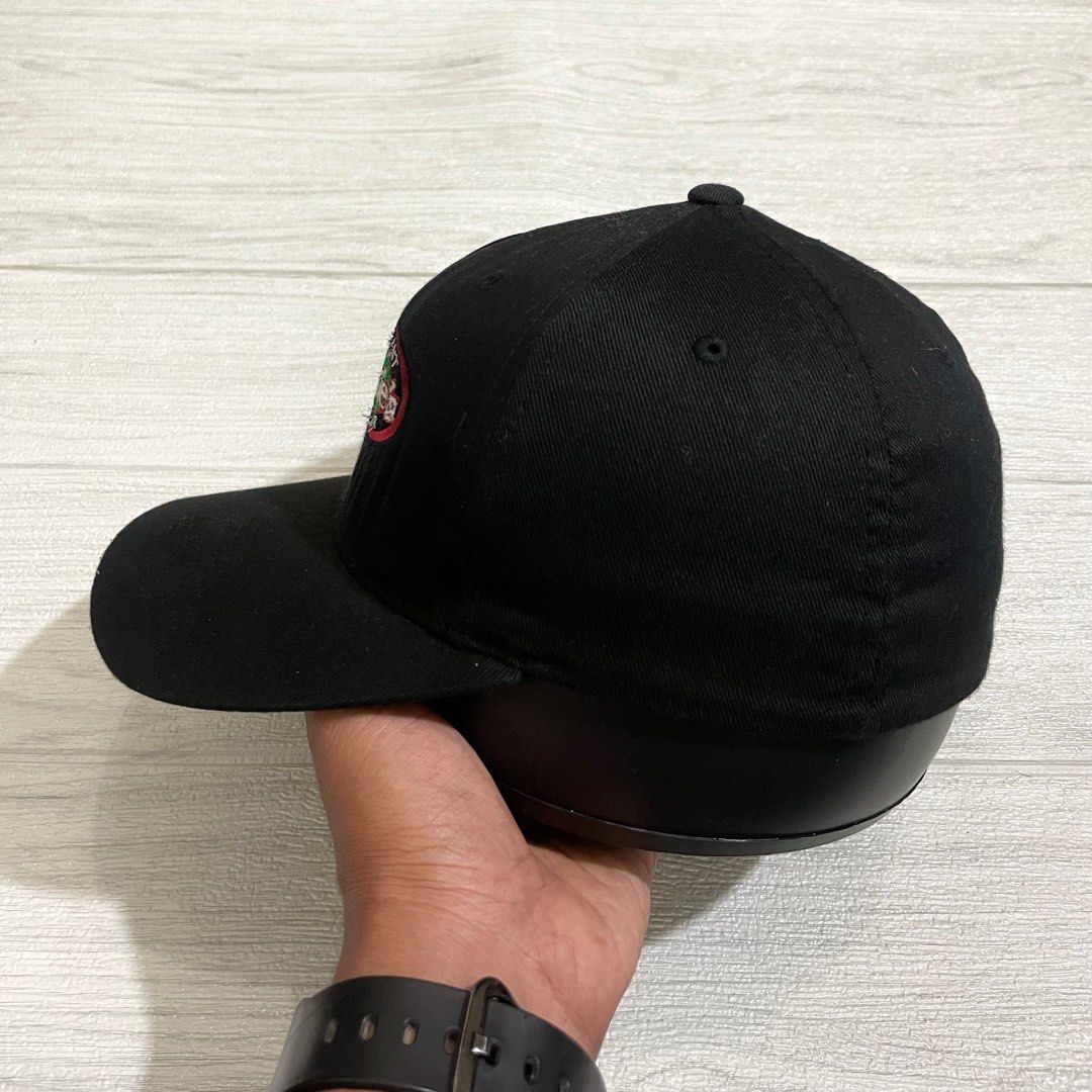 Topi Nookies tag flexfit Yupoong (Thrifting), Fesyen Pria, Aksesoris ...