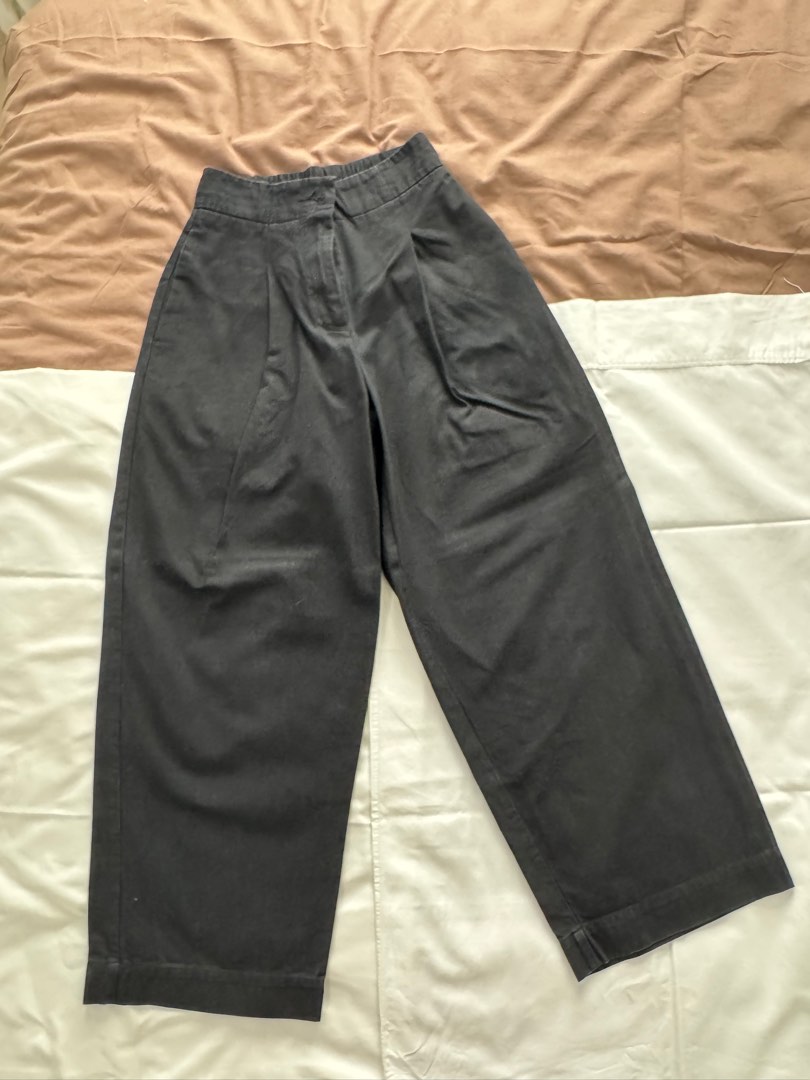 TRT Barrel Trousers, Women's Fashion, Bottoms, Other Bottoms on Carousell