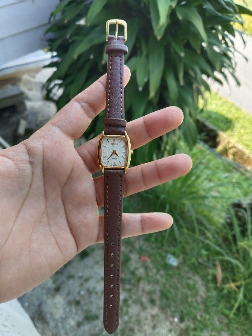 Used Vintage Citizen Exceed Tank 3330-H00141 c13, Women's Fashion ...