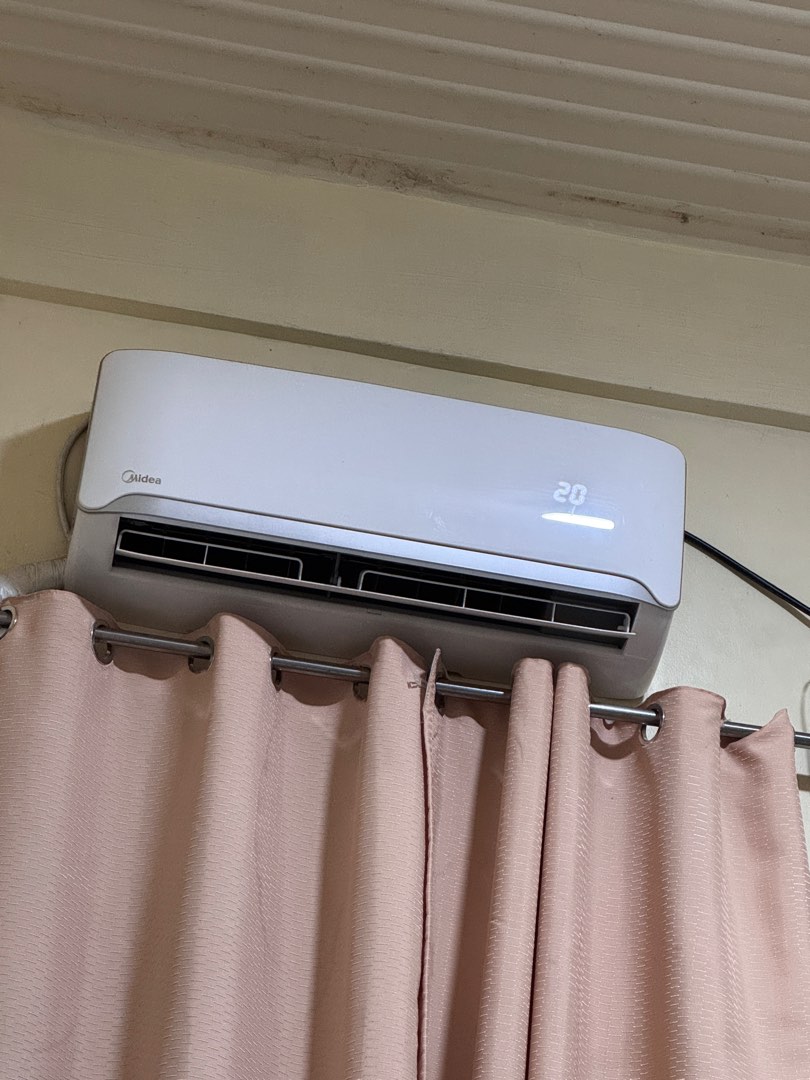 1hp Midea inverter split type aircon, Everything Else, Others on Carousell