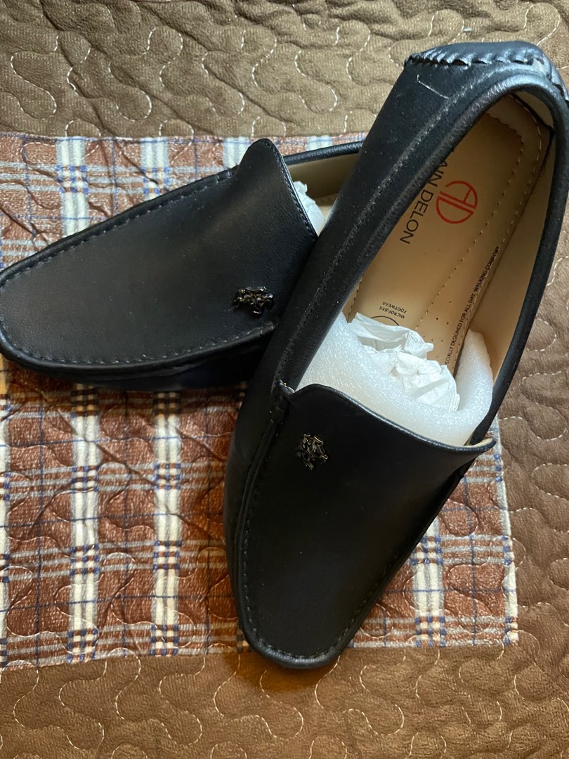 Alain Delon Loafer, Men's Fashion, Footwear, Casual shoes on Carousell