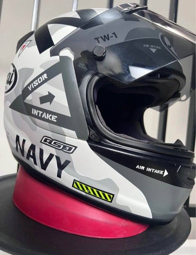 Arai Vector X Navy White SNI Original 100%, Motor di Carousell