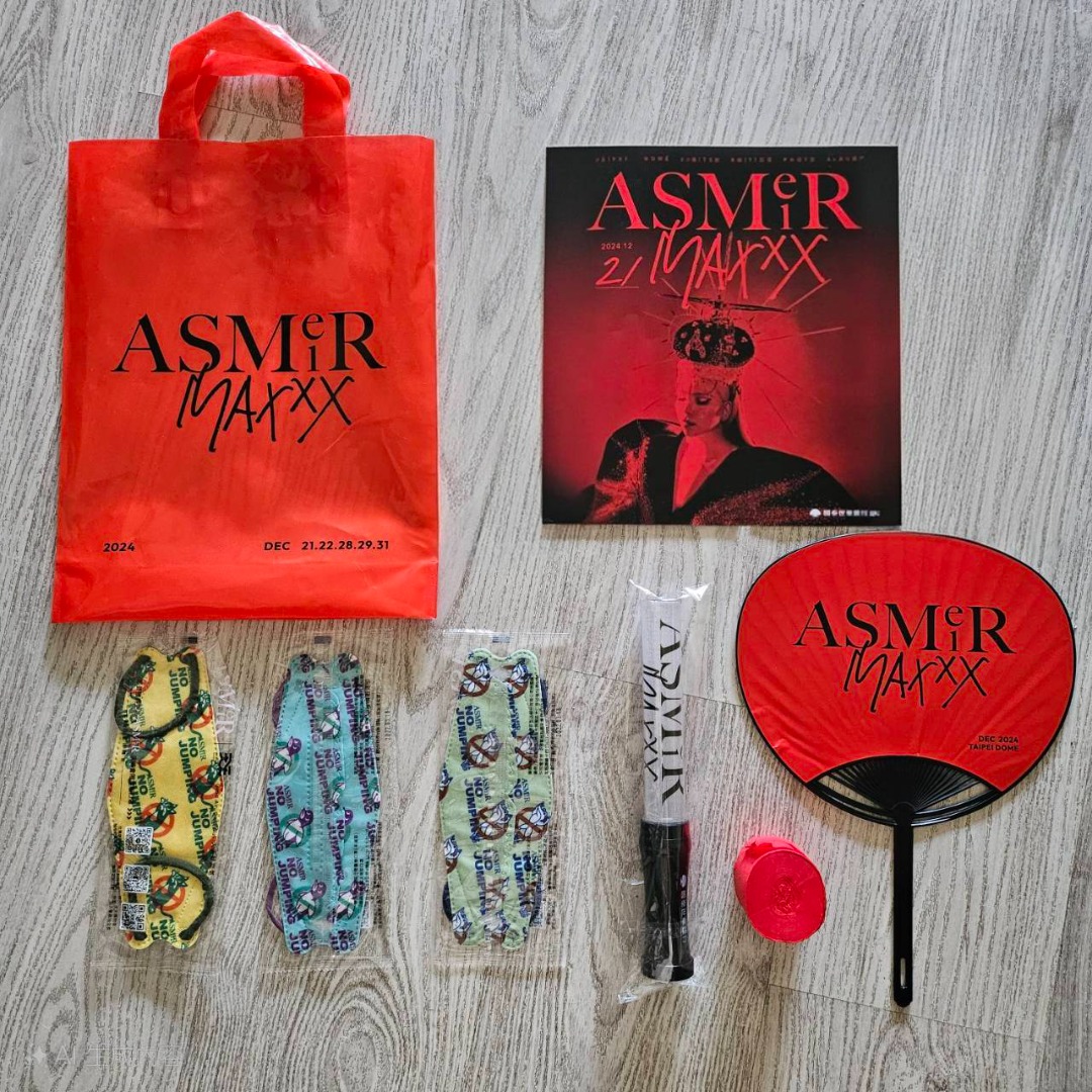 ASMR Maxxx @ Taipei Dome 世界巡迴演唱會 張惠妹演唱會專屬紀念品大禮包 場刊 扇子 螢光棒 彩帶, 書籍、休閒與玩具, 收藏、紀念品, 明星週邊在旋轉拍賣