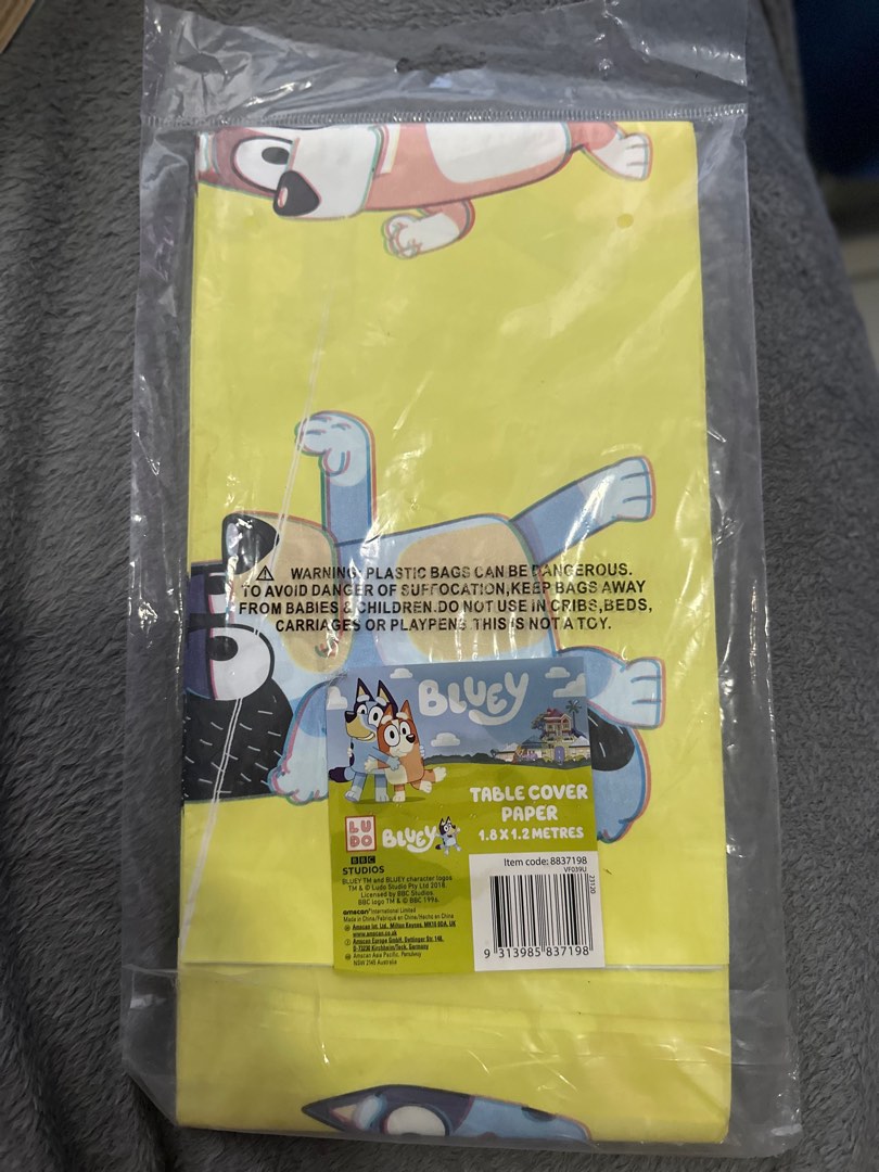 Bluey Table Cover Paper, Hobbies & Toys, Stationary & Craft, Occasions ...