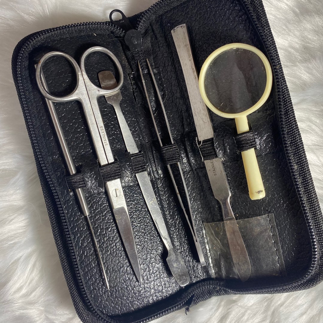 DISSECTING KIT, Health & Nutrition, Medical Supplies & Tools on Carousell