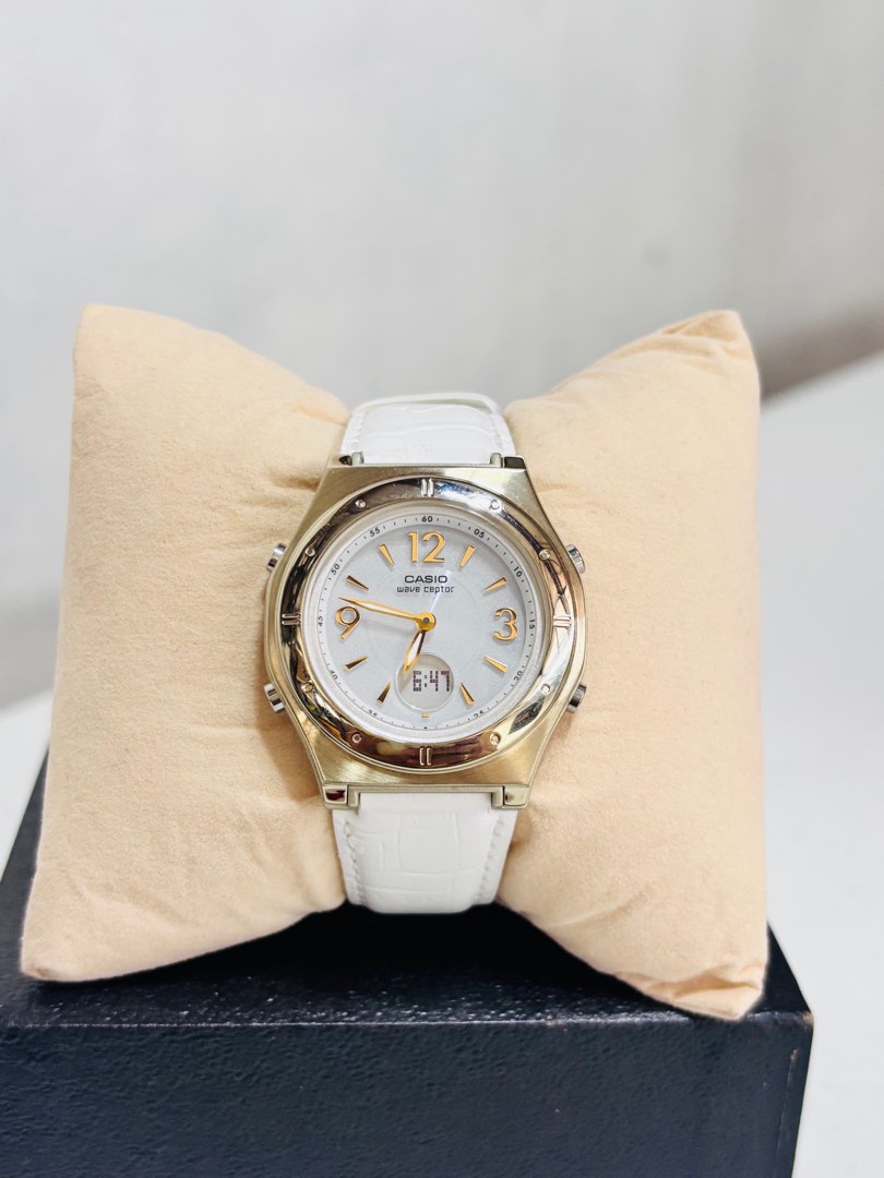GENUINE CASIO WAVE CEPTOR RADIO TOUGH SOLAR WRIST WATCH FOR WOMEN ...