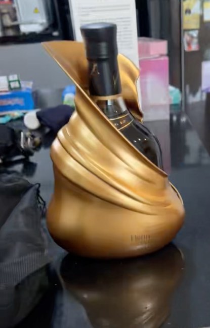 Hennessy XO Kim Jones Limited Edition Cognac, Food & Drinks, Alcoholic Beverages on Carousell