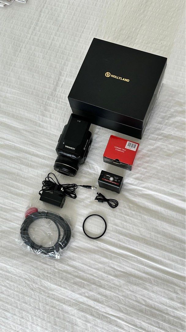 Hollyland Venusliv v2, Photography, Cameras on Carousell
