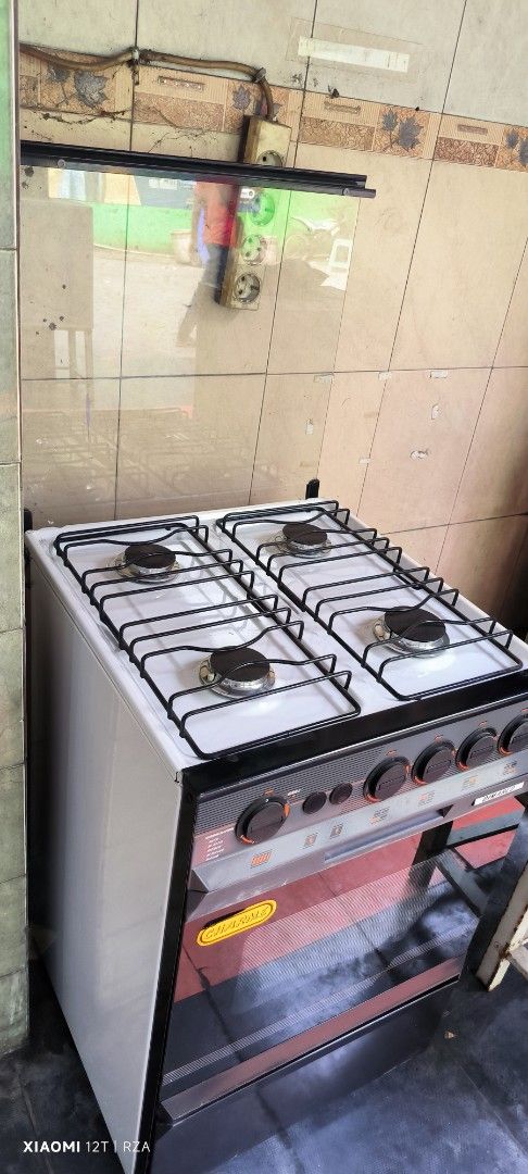 Kompor oven 4 tungku merk Dimarco, Kitchen & Appliances di Carousell