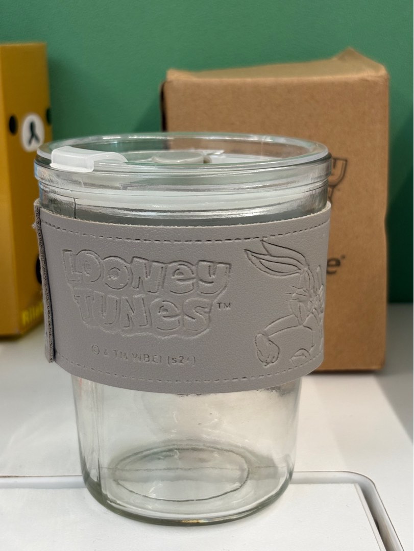 Looney Tunes Colgate Bugs Bunny Glass Coffee Cup, Hobbies & Toys ...