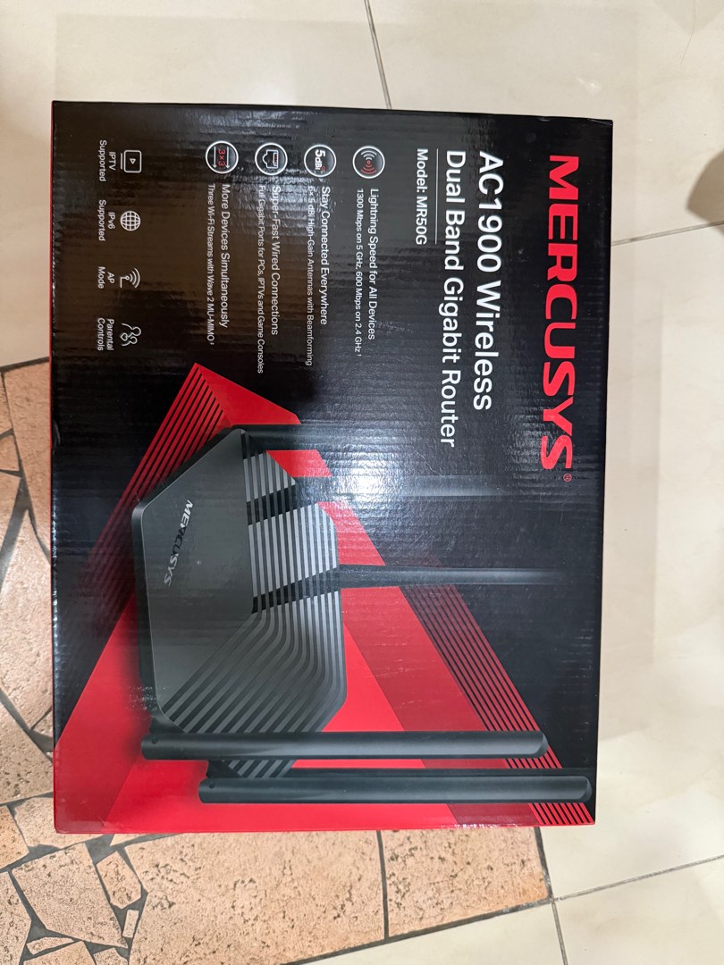 Mercusys MR50G AC1900 Dual-Band Wi-Fi Gigabit Router, TV & Home ...