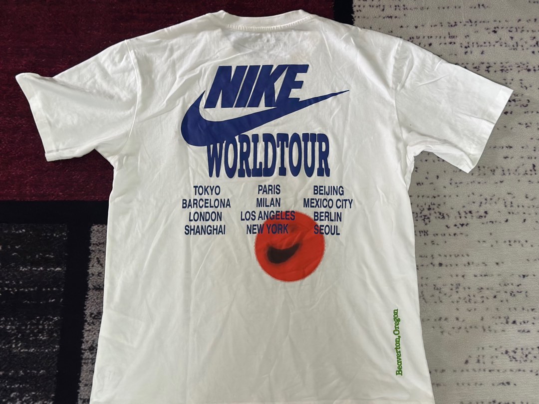 Nike World Tour Baju, Men's Fashion, Tops & Sets, Tshirts & Polo Shirts ...