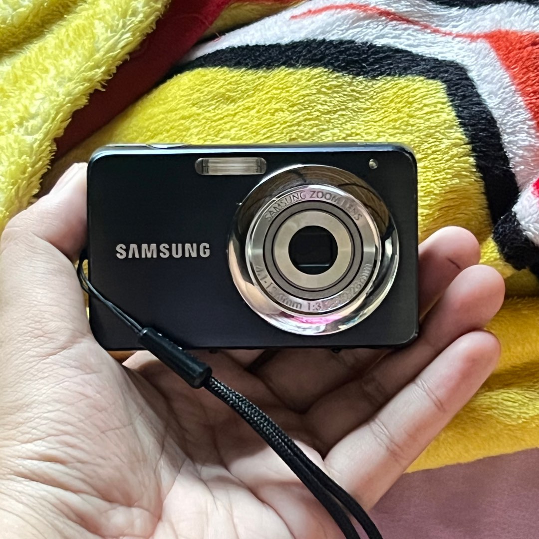 SAMSUNG ST30 DIGITAL CAMERA, Photography, Cameras on Carousell