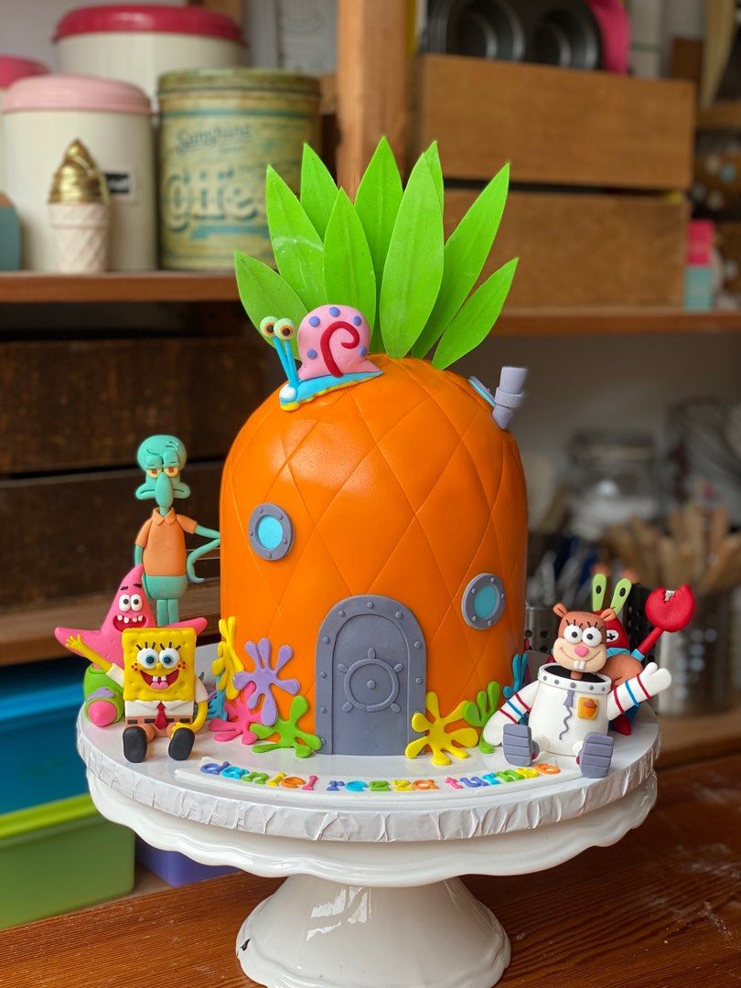 SpongeBob cake nickelodeon universal studios birthday cake costum, Food ...