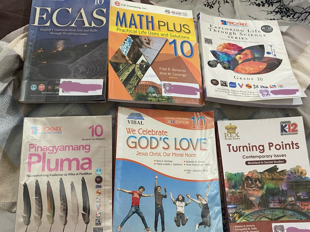 preloved grade 10 books, Hobbies & Toys, Books & Magazines, Textbooks on Carousell