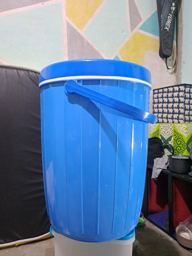 Termos es batu besar 30 liter, Perabotan Rumah di Carousell