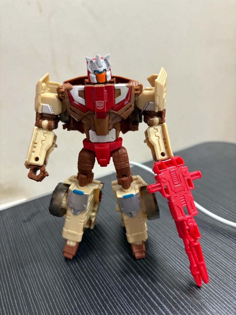 Transformers Generations Titans Return Deluxe Class Headmaster ...