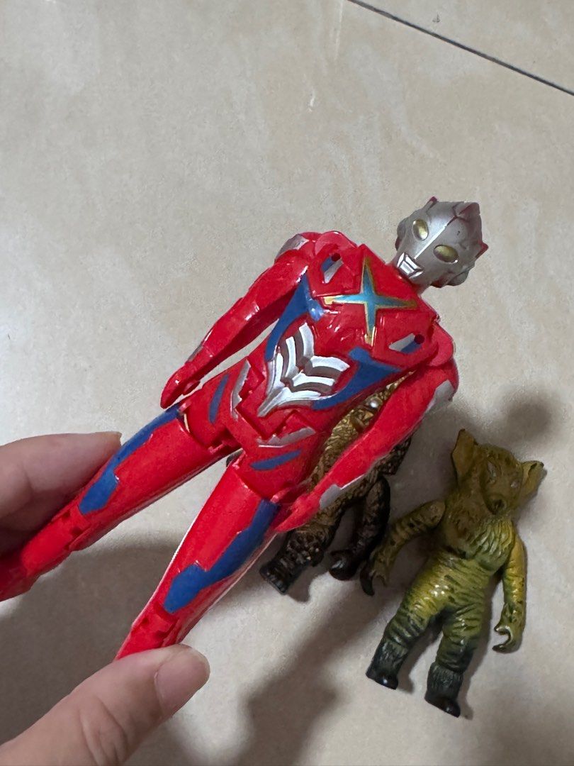 ultraman foldable figures, Hobbies & Toys, Toys & Games on Carousell