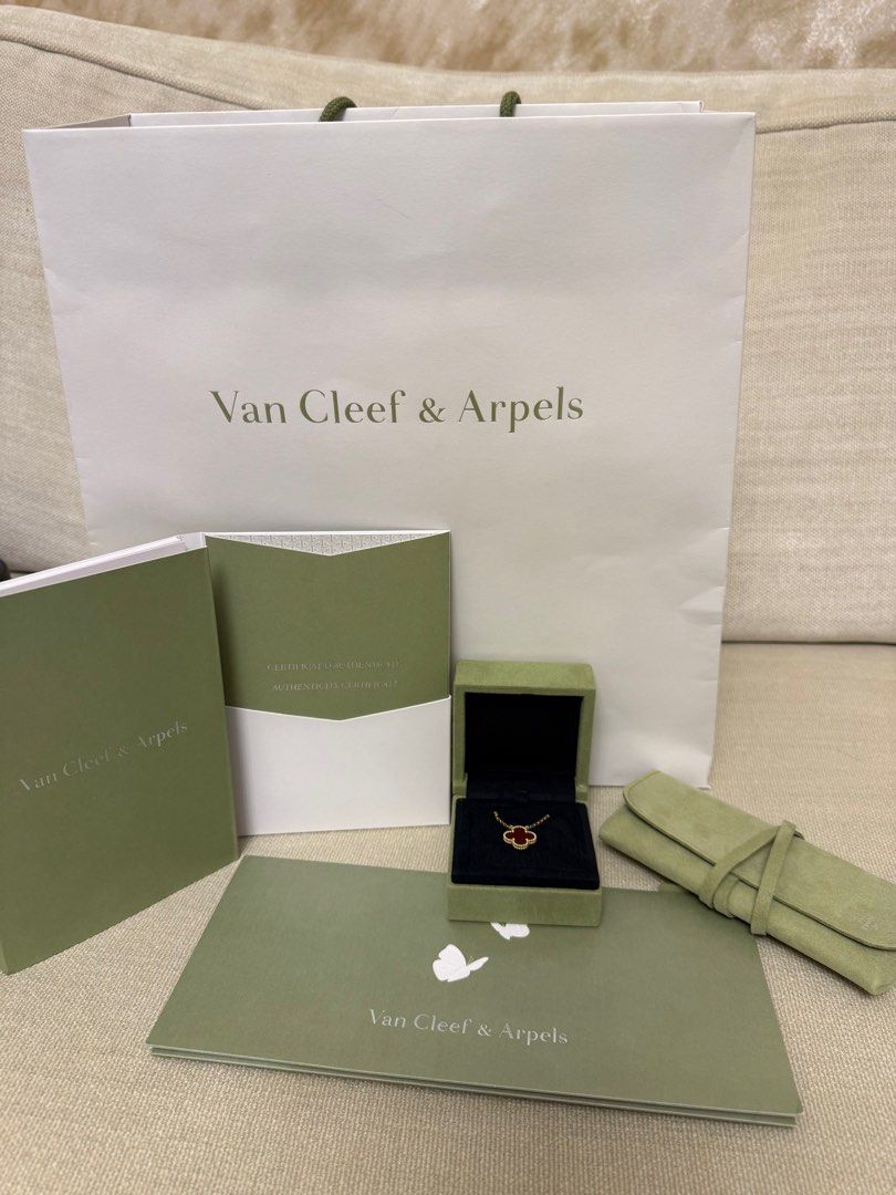 Van Cleef Vintage Alhambra pendant Carnelian necklace, Luxury, Accessories on Carousell