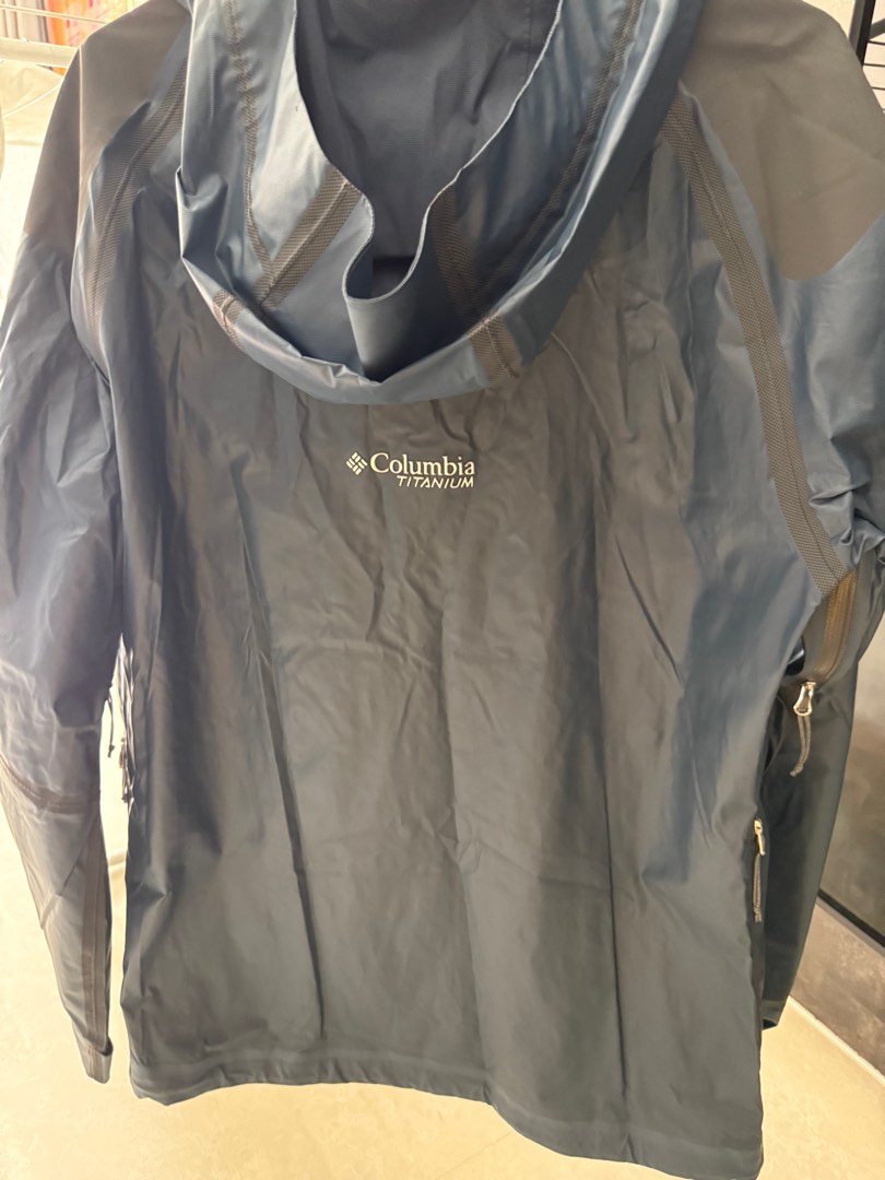 Columbia Titanium Waterproof Jacket, Men's Fashion, Coats, Jackets and ...